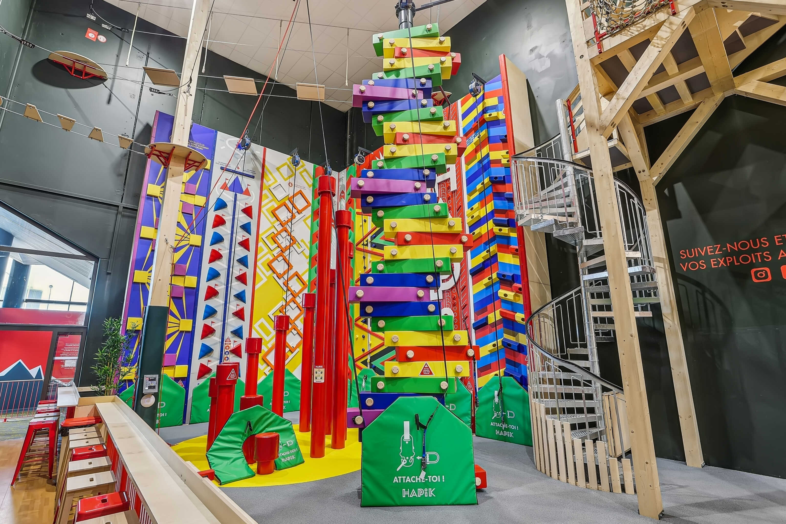Salle d’escalade à Clichy | Activités enfants & Anniversaires - Hapik